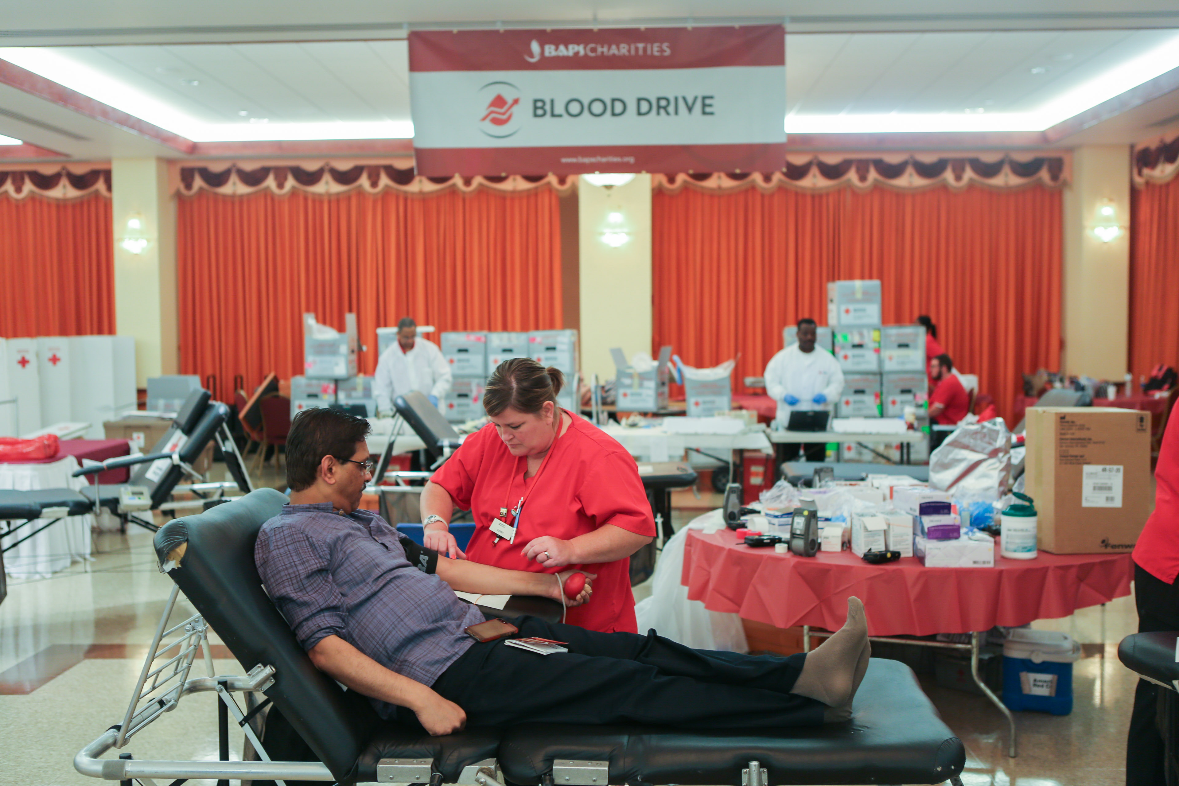 Blood Donation Drive 2015 in Chicago, IL • BAPS Charities