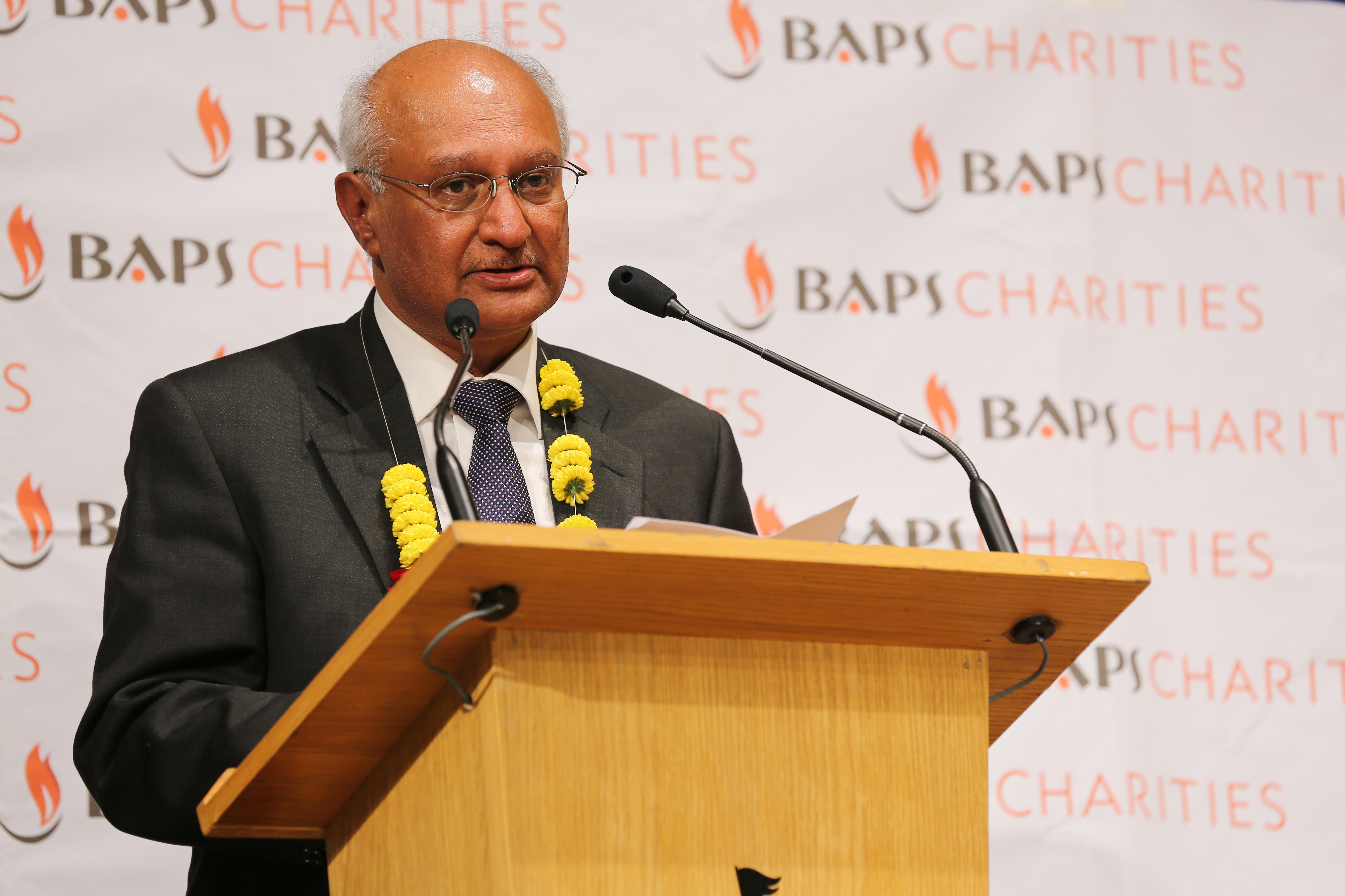 BAPS Charities UK donates £65,000 to Nepal Earthquake Relief Fund ...